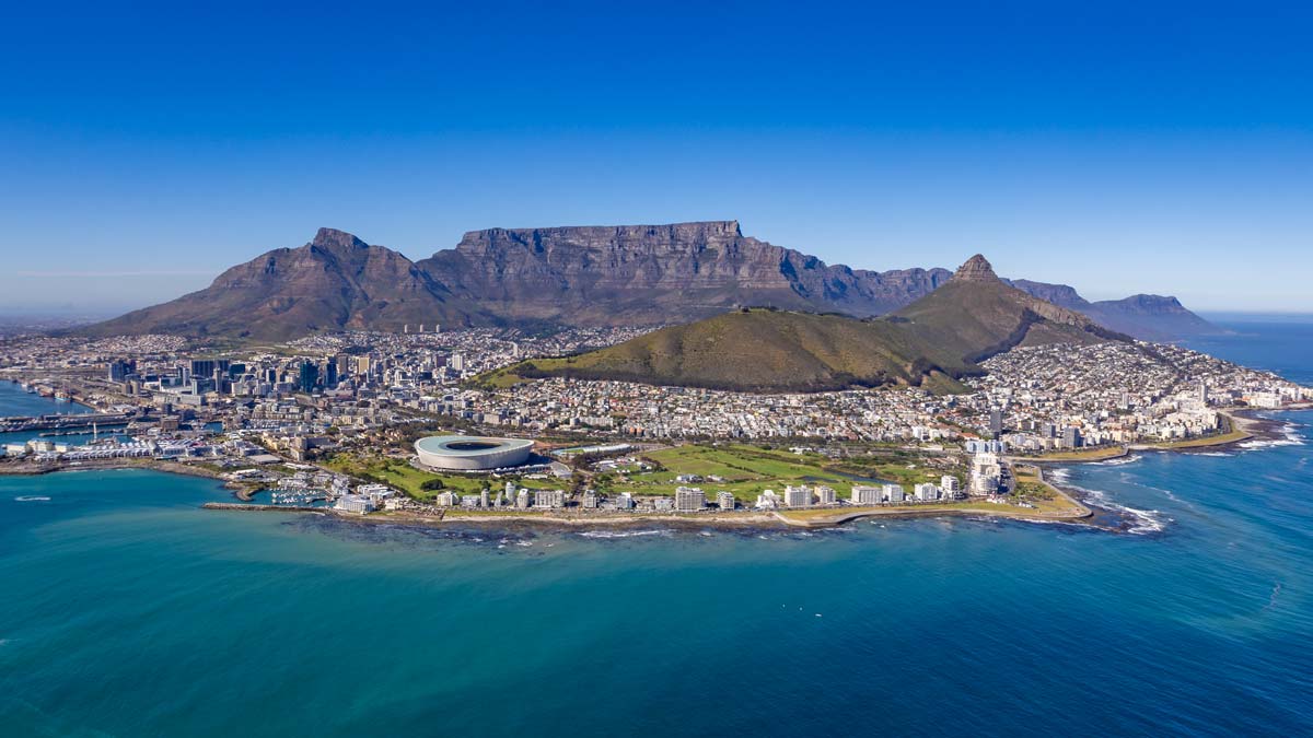 Discover the Majesty of Table Mountain: Cape Town’s Iconic Landmark ...