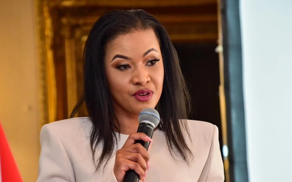 Humile Mashatile | Biography, Age, Children, Paul Mashatile's wife - Mynewsroom